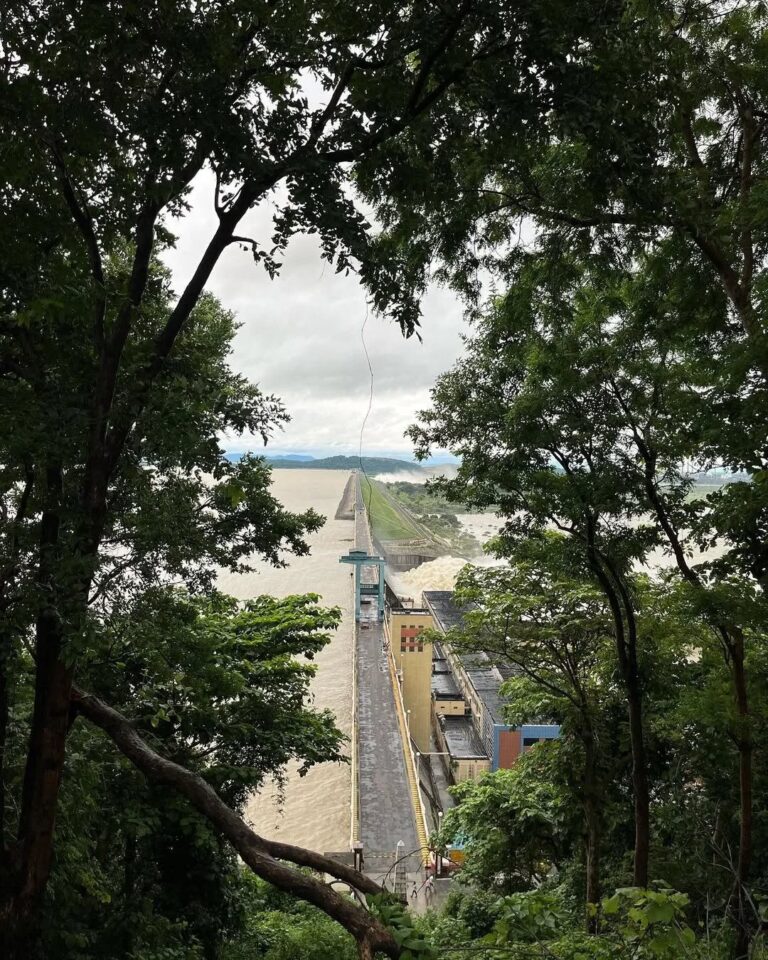 Hirakud Dam, Sambalpur Odisha the longest earthen of the world